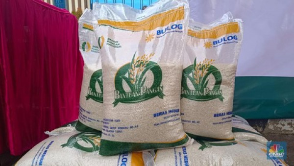 162 KPM di Kelurahan Bukit Biru Dapat Bantuan Beras, Penyaluran Setiap ...