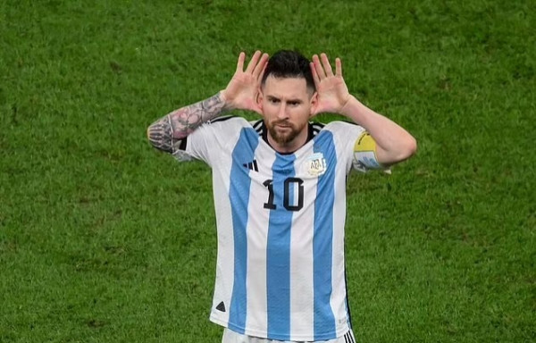 Terungkap, Messi Selebrasi ke Arah Louis van Gaal Saat Piala Dunia 2022 ...