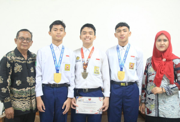 Siswa SMPN 16 Samarinda Raih Juara I Kejurnas Inkado 2025 | Korankaltim.com