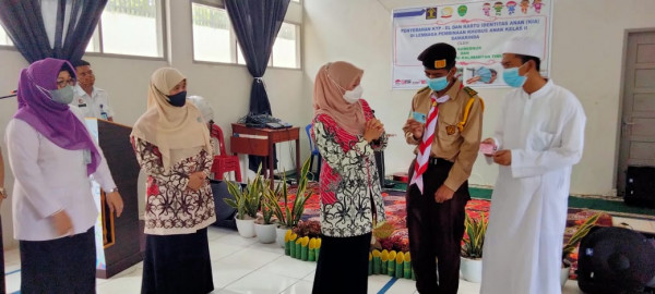 29 Anak Penghuni LPKA Samarinda Dapatkan e-KTP dan KIA | Korankaltim.com