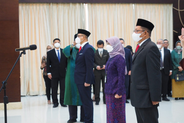 Dilantik jadi Deputi Bidang Sosial Budaya dan Pemberdayaan Masyarakat ...