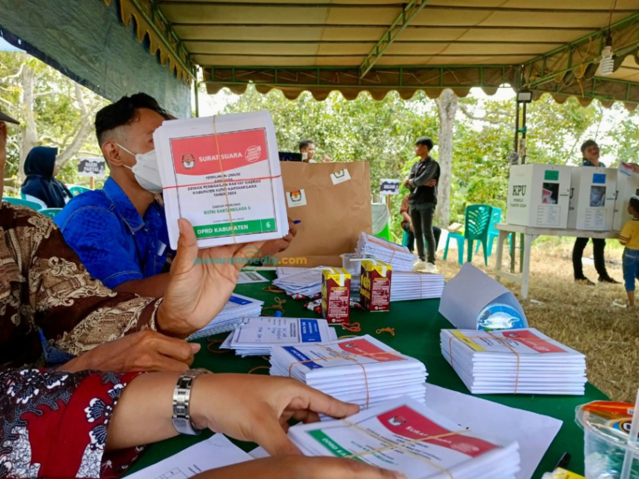 Surat Suara Dua TPS di Tenggarong Tertukar