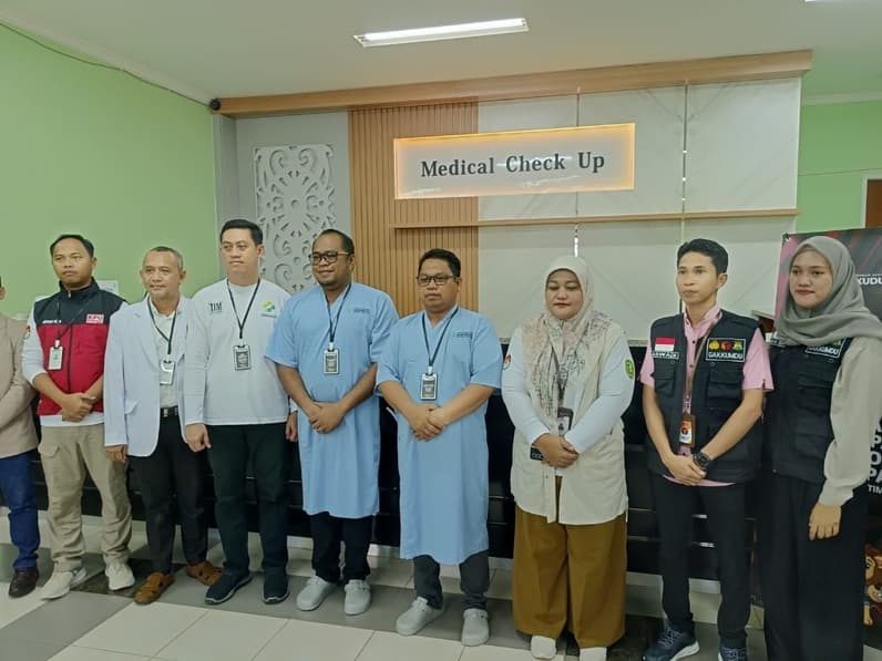 Dua Bapaslon Pilkada Kutim Jalani Pemeriksaan Kesehatan di RSUD Kudungga