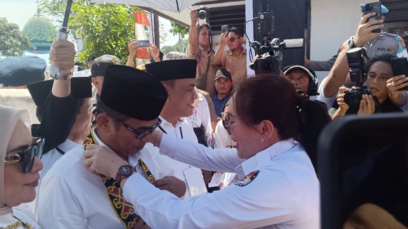 Rahmad-Bagus Jadi Pendaftar Pertama di KPU Balikpapan