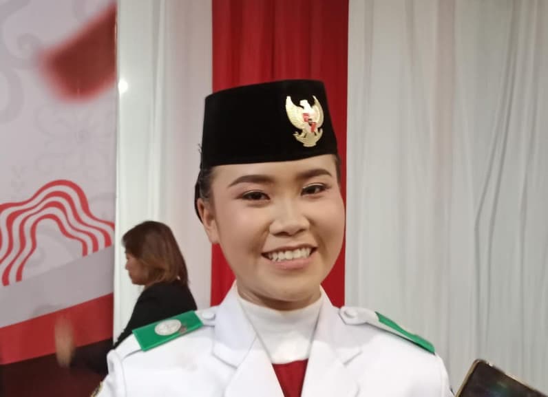 Curhatan Diva Febriani, Siswi SMAN 3 Tenggarong yang Jadi Pembawa Baki ...