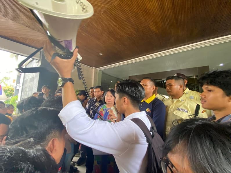 Mahasiswa Unmul Kembali Gelar Demonstrasi, Soroti Masalah Pembayaran UKT | Seputar Fakta