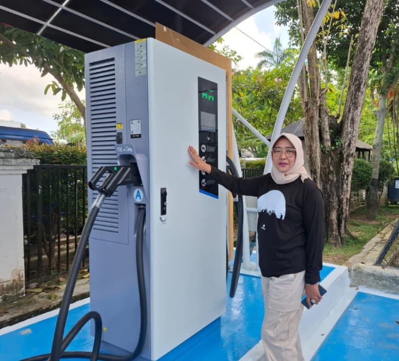 Dukung Kendaraan Listrik, Pemkot Sediakan SPKLU di Halaman Balai Kota Balikpapan | Seputar Fakta