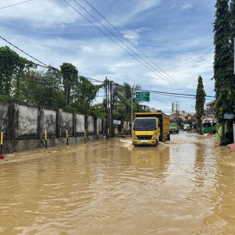 Beberapa Jalan di Balikpapan Tergenang Banjir, Akses Terputus | Seputar Fakta
